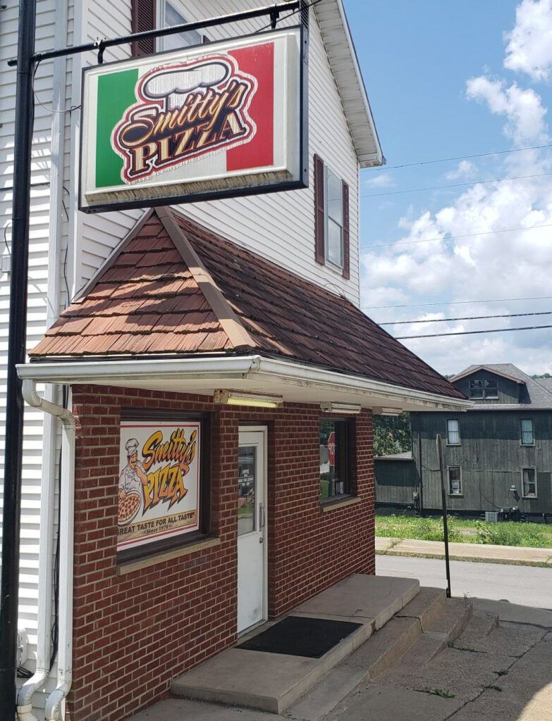About Us - Our History and Mission Since 1970 | Smitty's Pizza